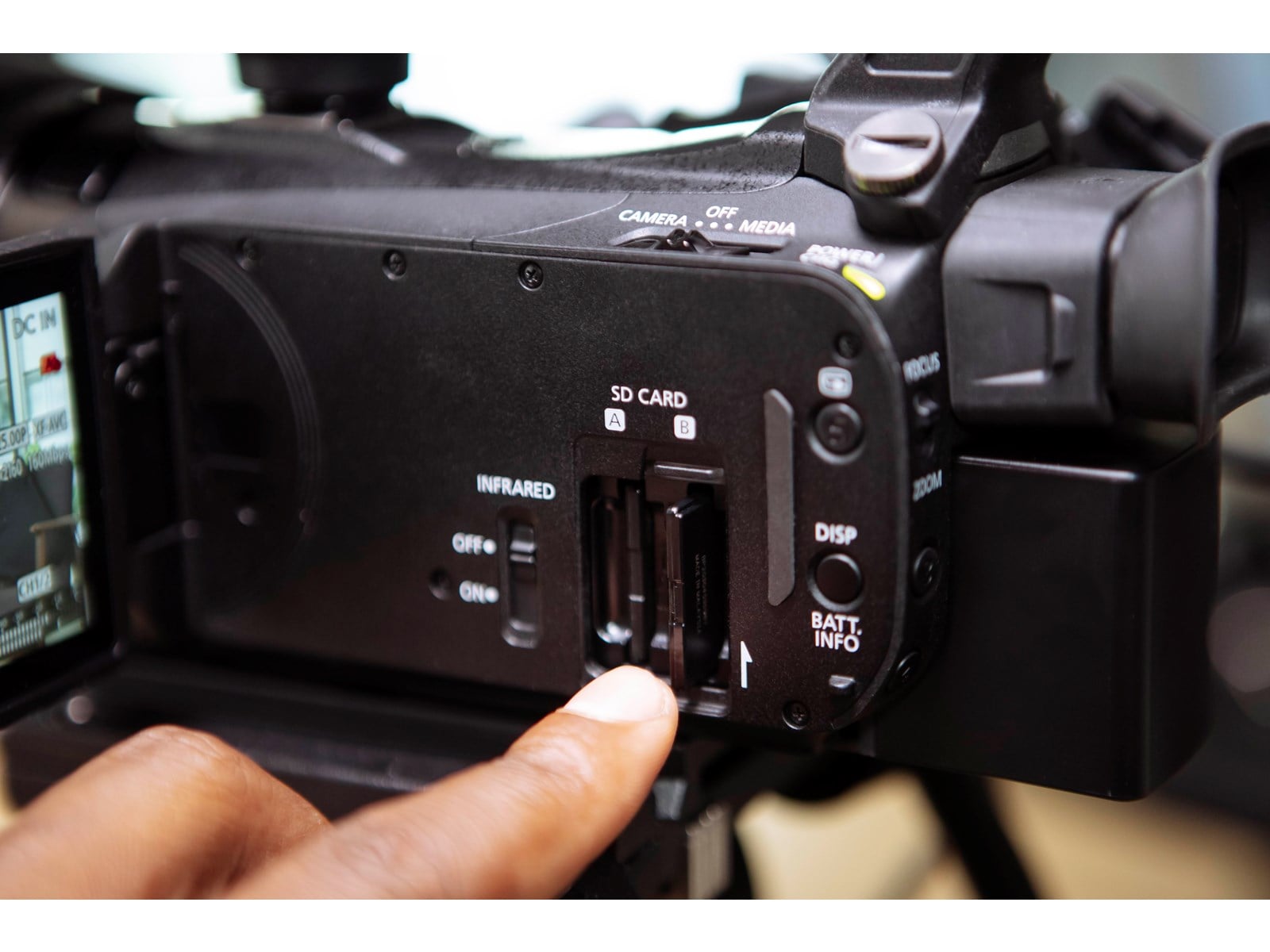 Canon XA60 | På lager | Billig