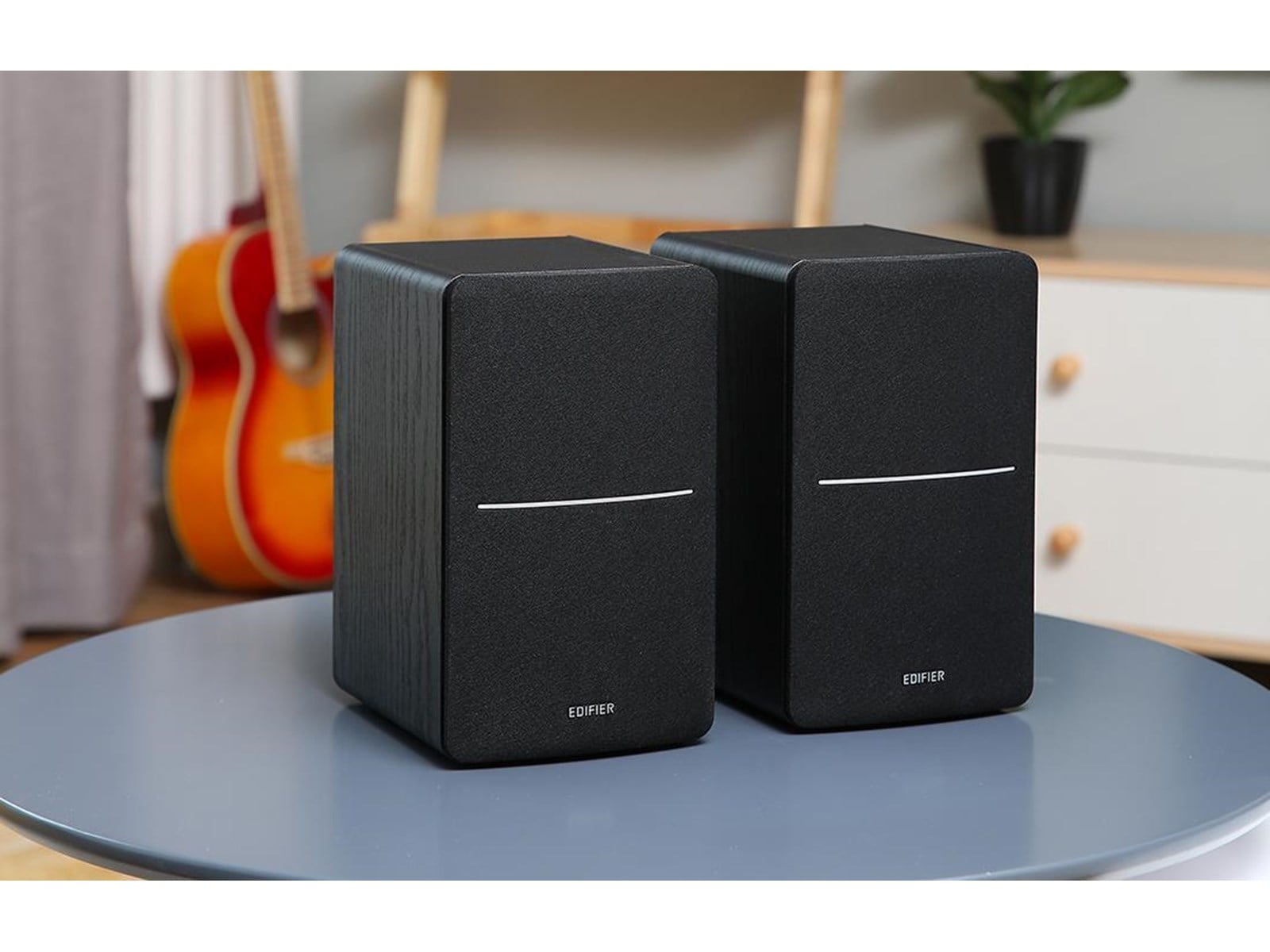 Edifier R1280DBs - Bluetooth Bookshelf Speakers - 42 W - Black