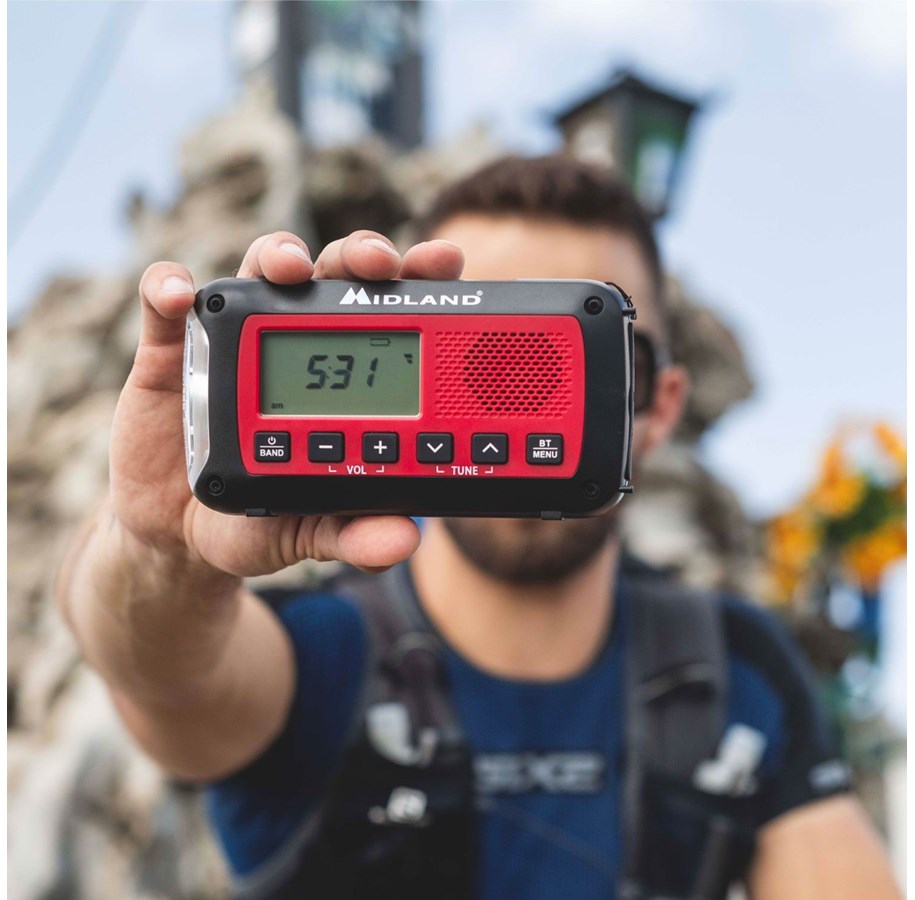 MIDLAND ER250 BT Emergency Bluetooth Radio - Solar - Dynamo - 130 ...